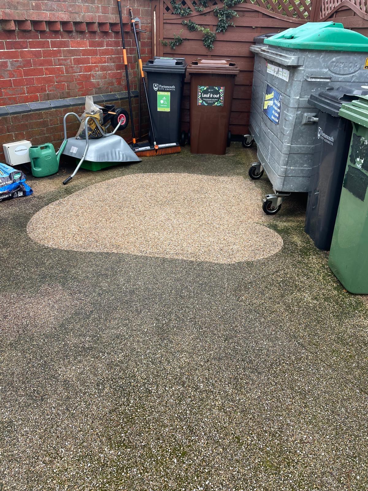 The benefits of cleaning a resin driveway. - Pressure Fresh
