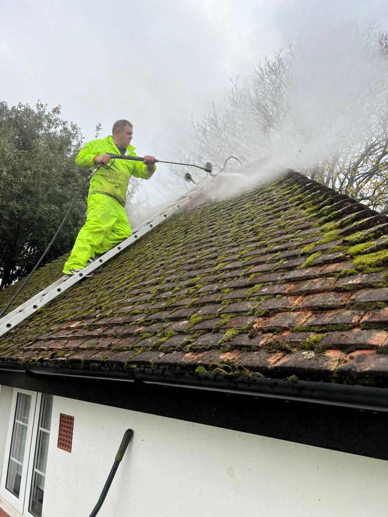 Roof Cleaning - Pressure Fresh